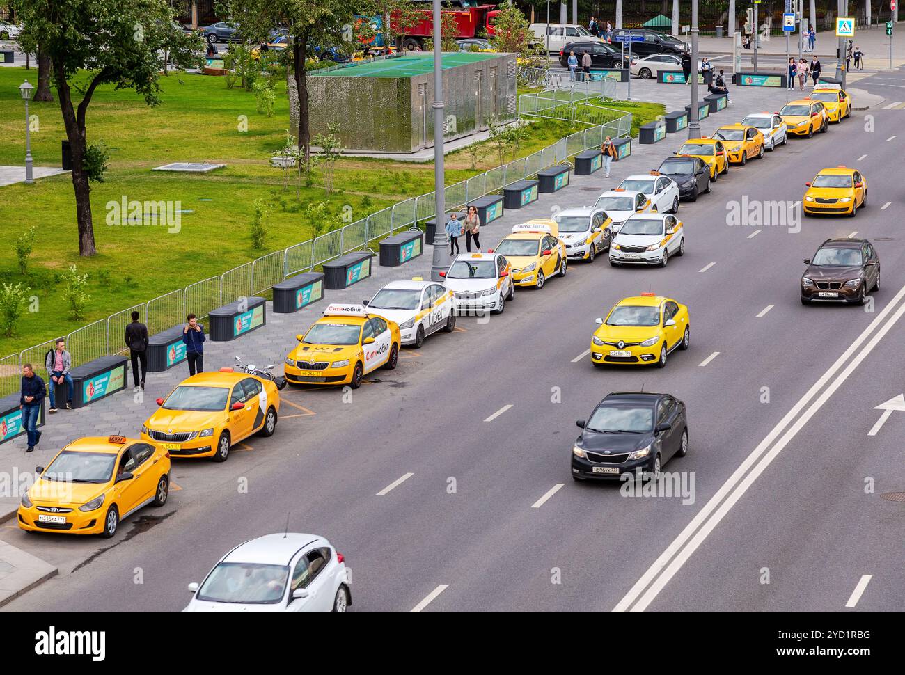 Car pollution on highway hi-res stock photography and images - Alamy