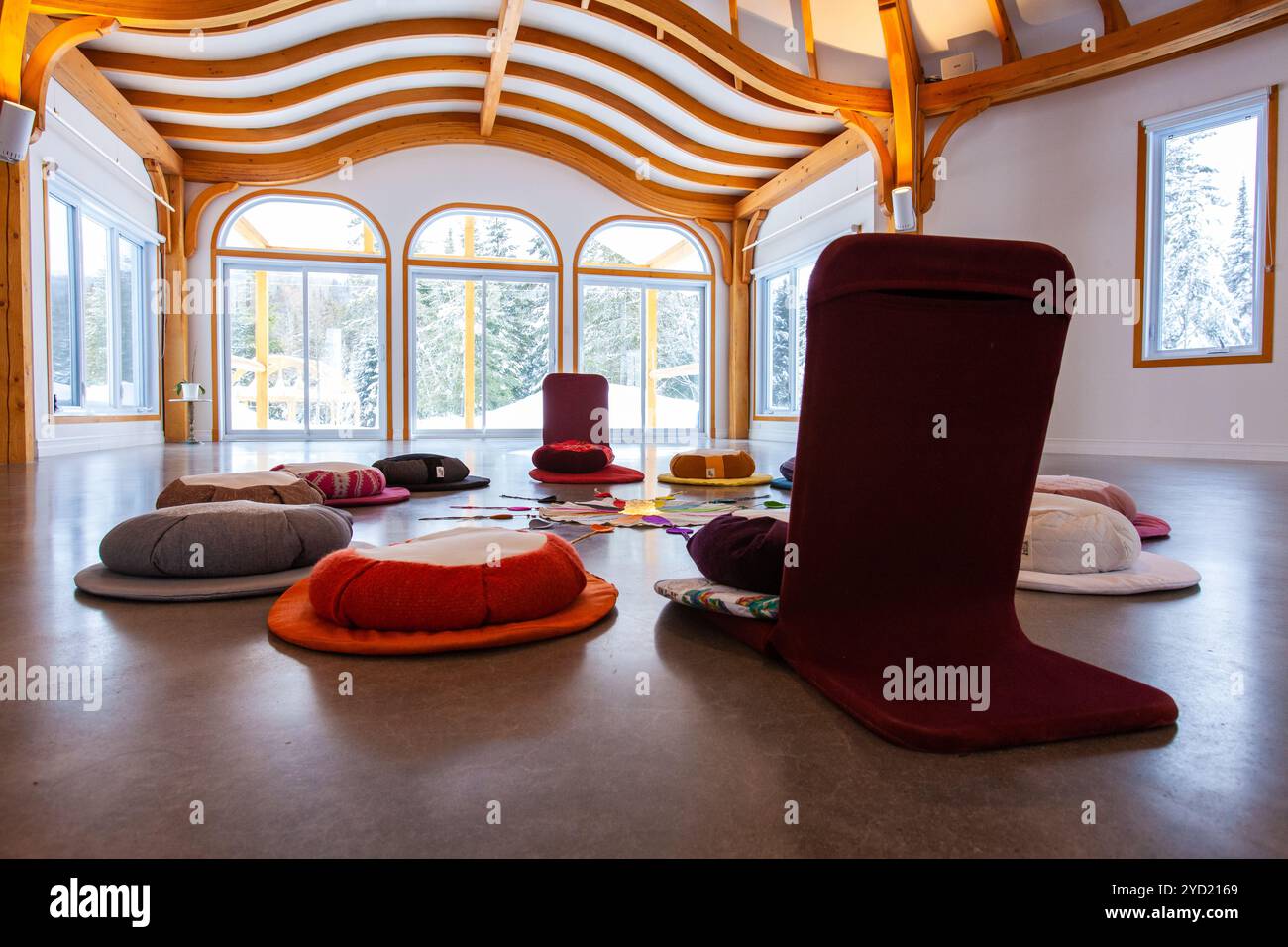 Traditional native american life hi-res stock photography and images ...