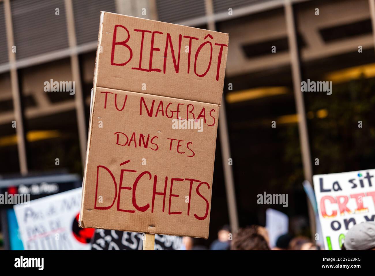 French sign held by environmentalist Stock Photo - Alamy