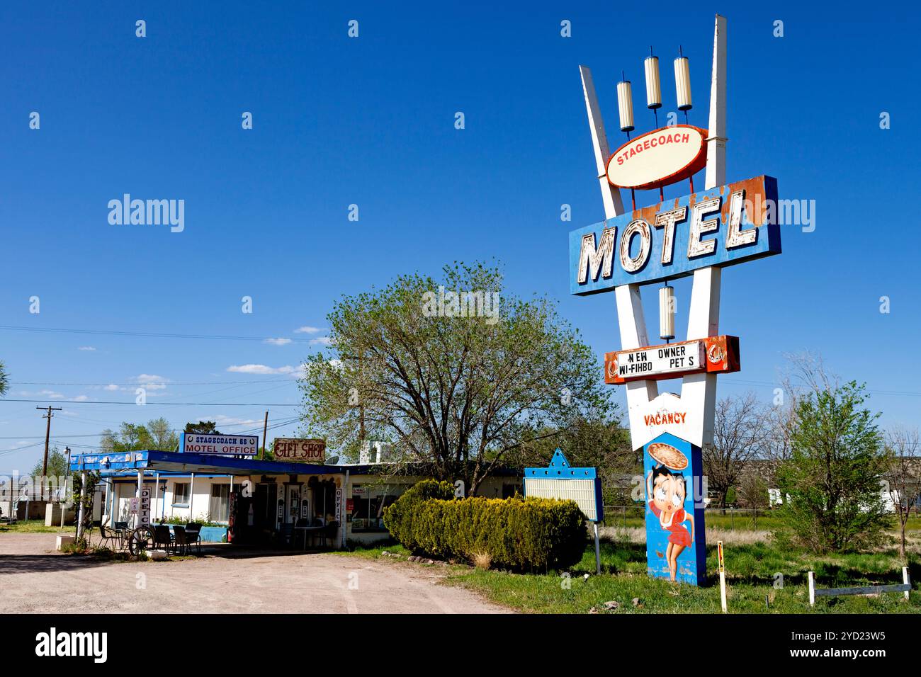 The Stagecoach Motel along Route 66 in Seligman, Arizona announces new ...