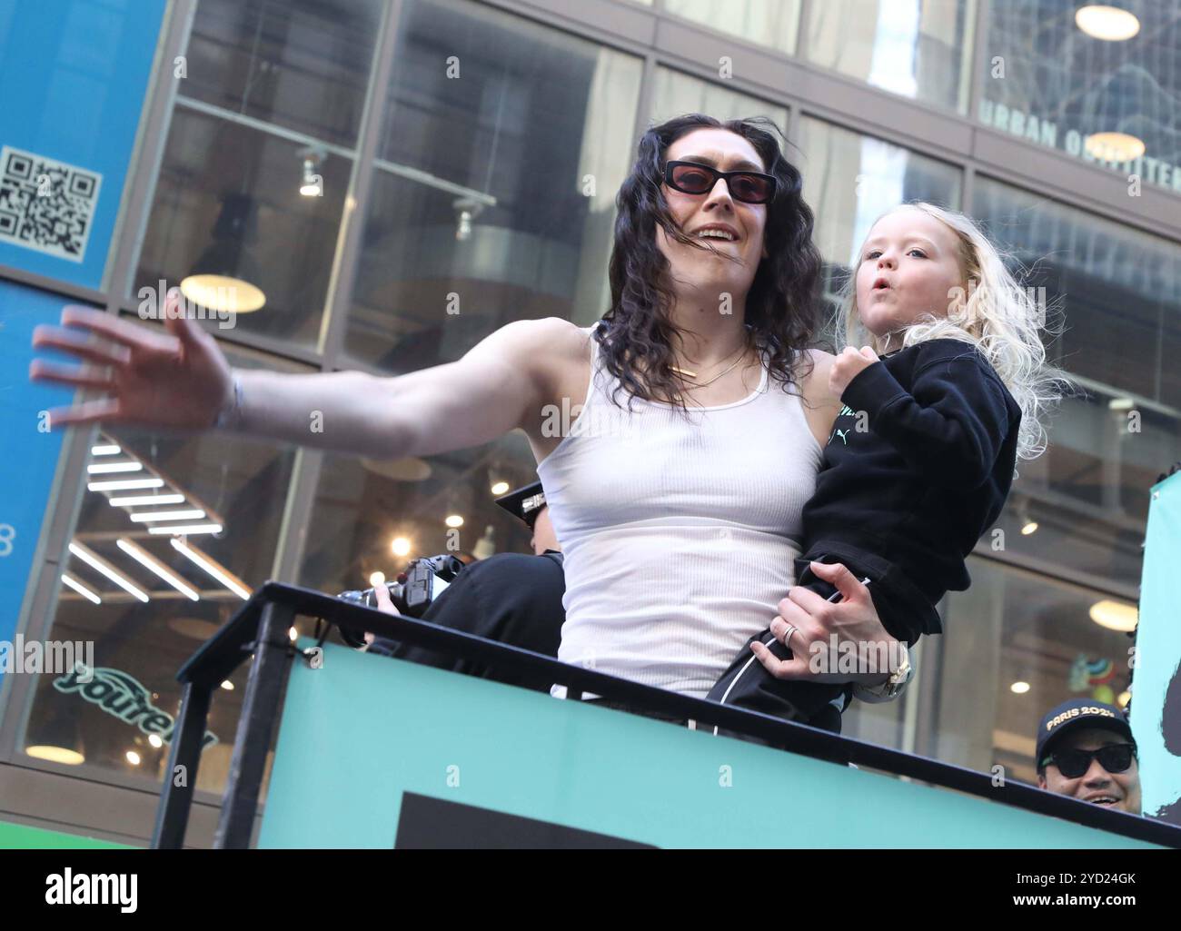Ruby mae hi-res stock photography and images - Alamy