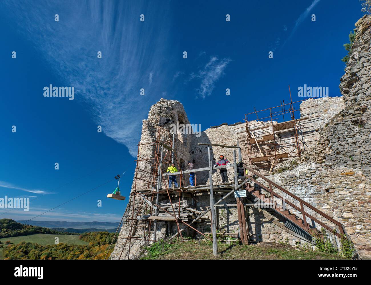 Hanigovce Castle (Hanigovský hrad, Novy hrad) ruins, 14th cent ...