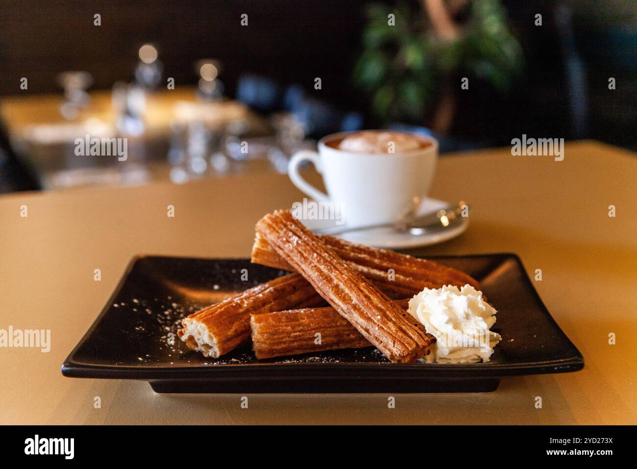 Restaurant serving dish sweet hi-res stock photography and images - Alamy