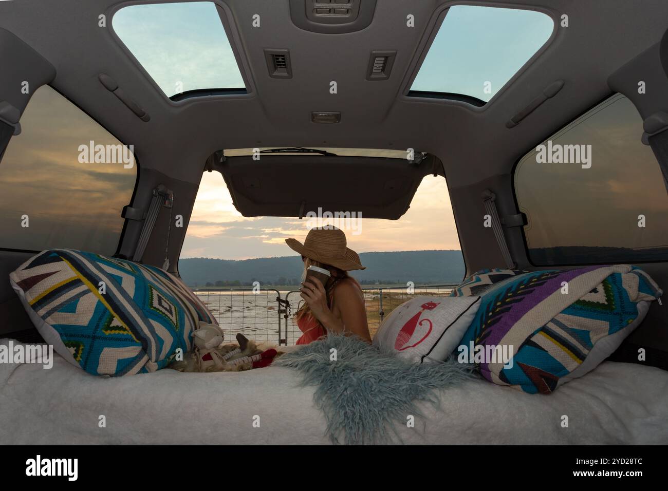 Van woman road hi-res stock photography and images - Alamy