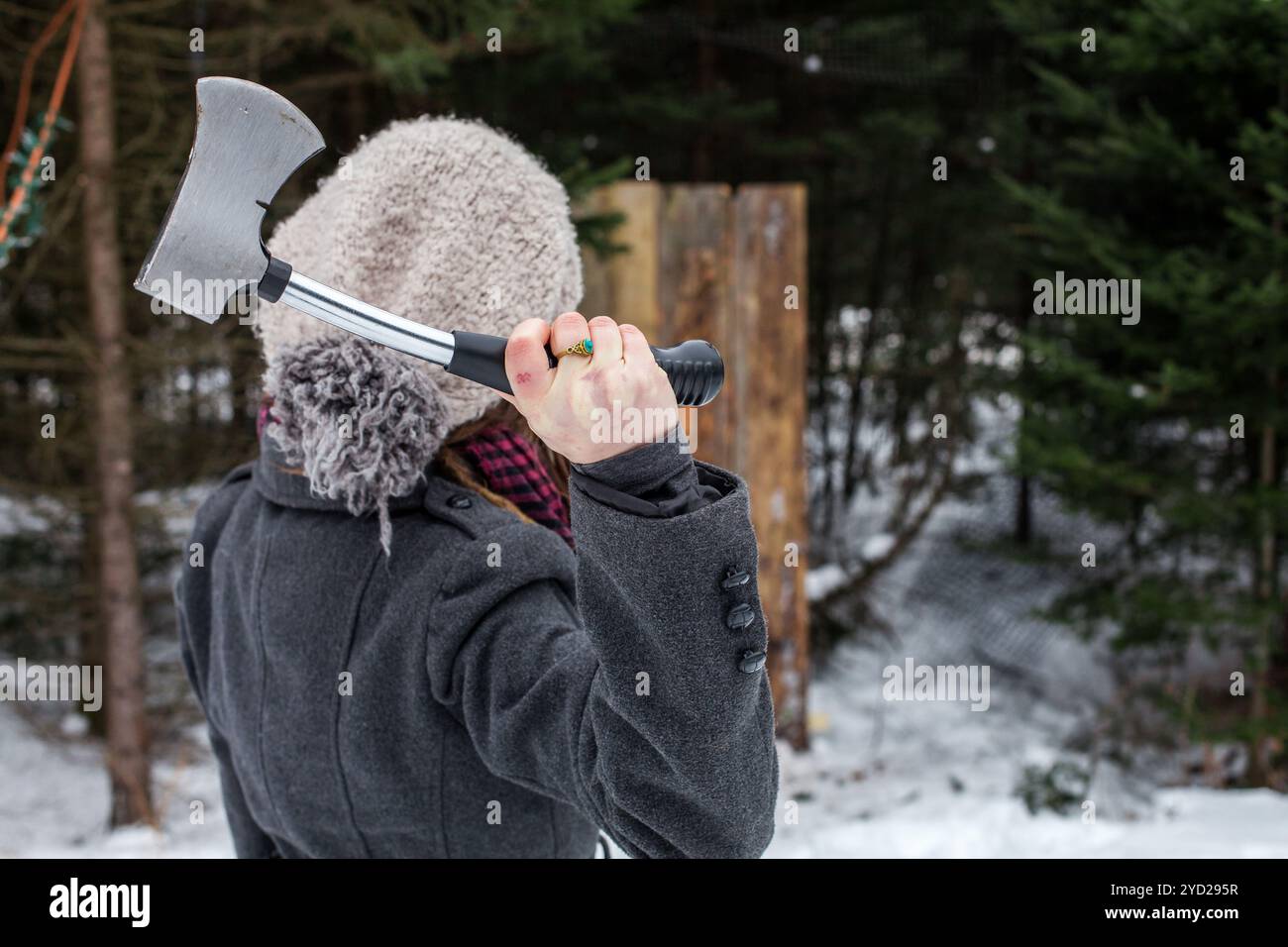 Axe throwing competition Stock Photo - Alamy