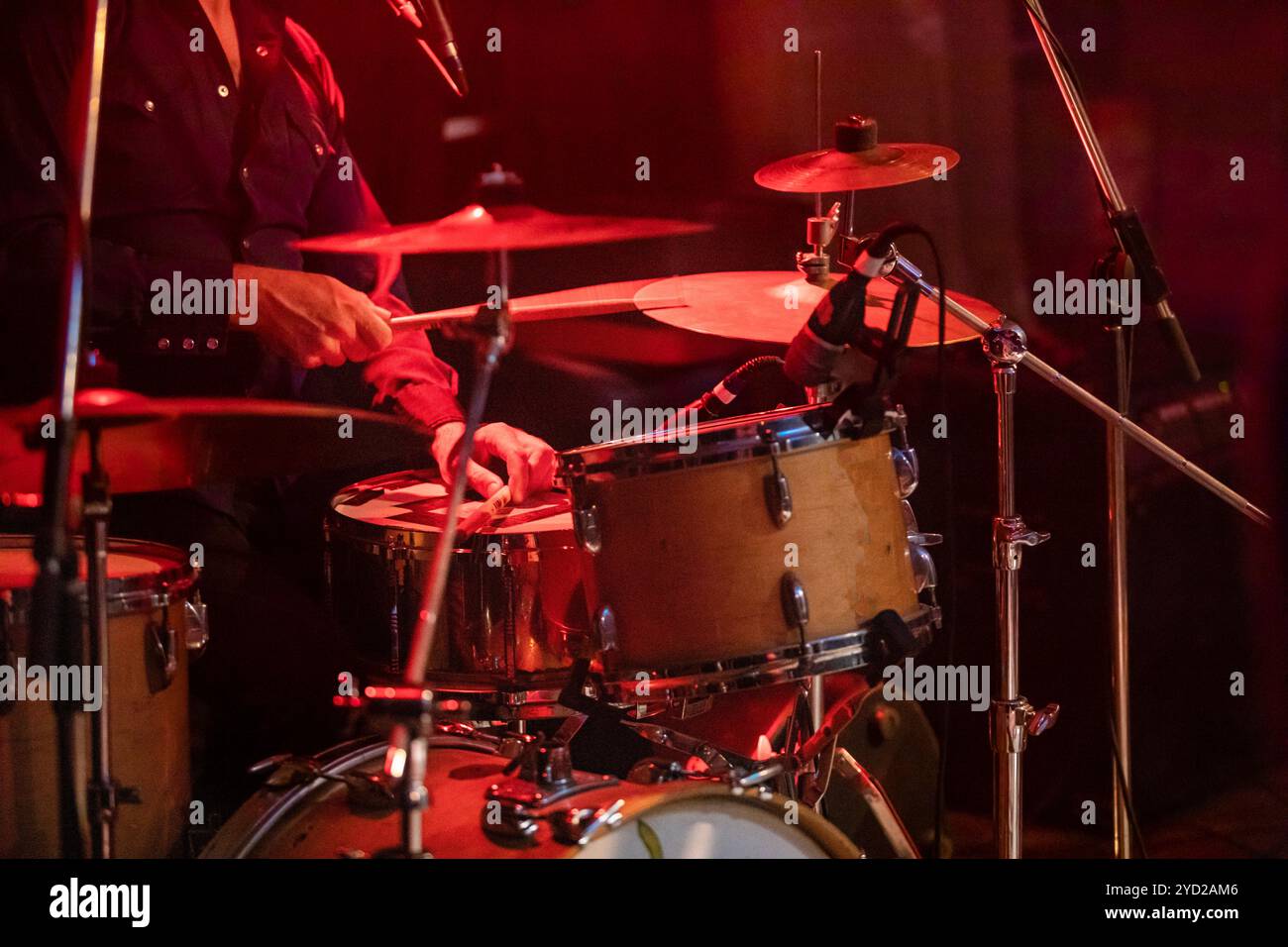 Drummer playing drums hi-res stock photography and images - Alamy