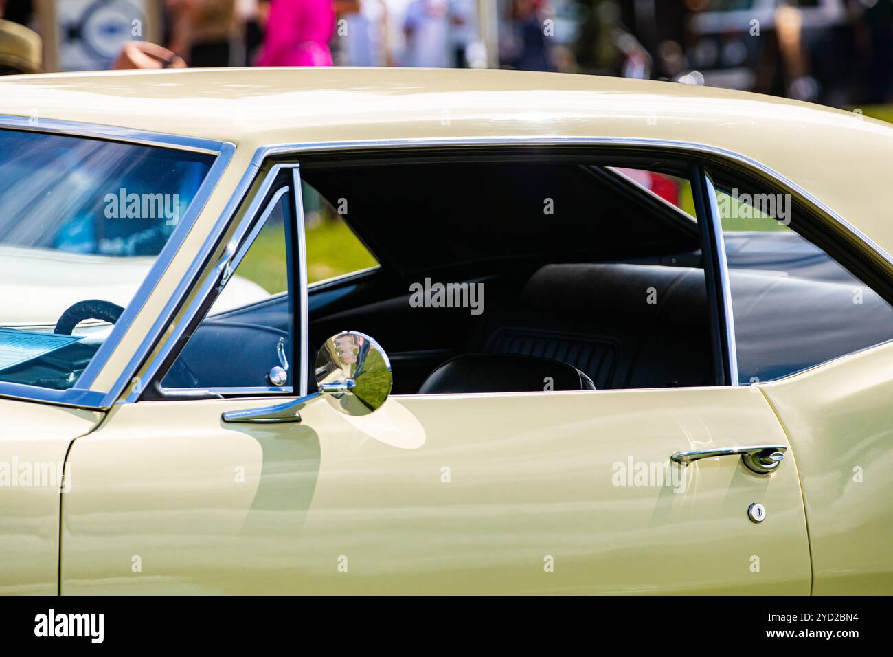 Antique old white muscle car side view Stock Photo - Alamy