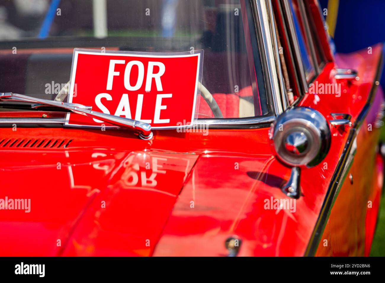 Sports car sold sign hi-res stock photography and images - Alamy