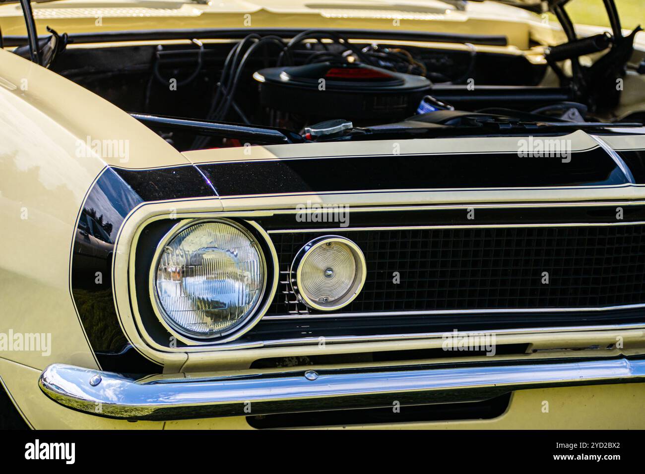 Old muscle car hi-res stock photography and images - Alamy