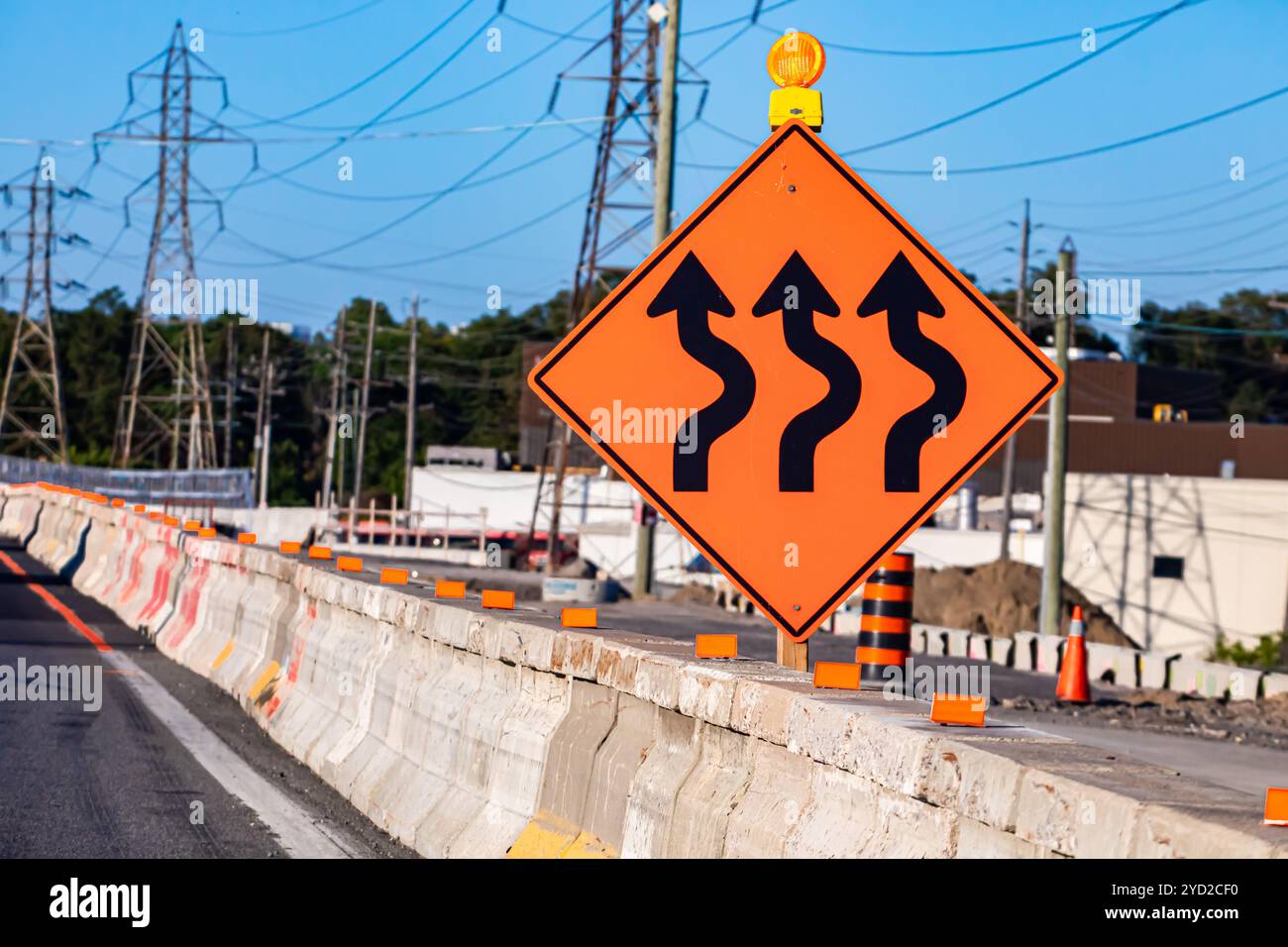 Temporary roadside traffic sign hi-res stock photography and images - Alamy
