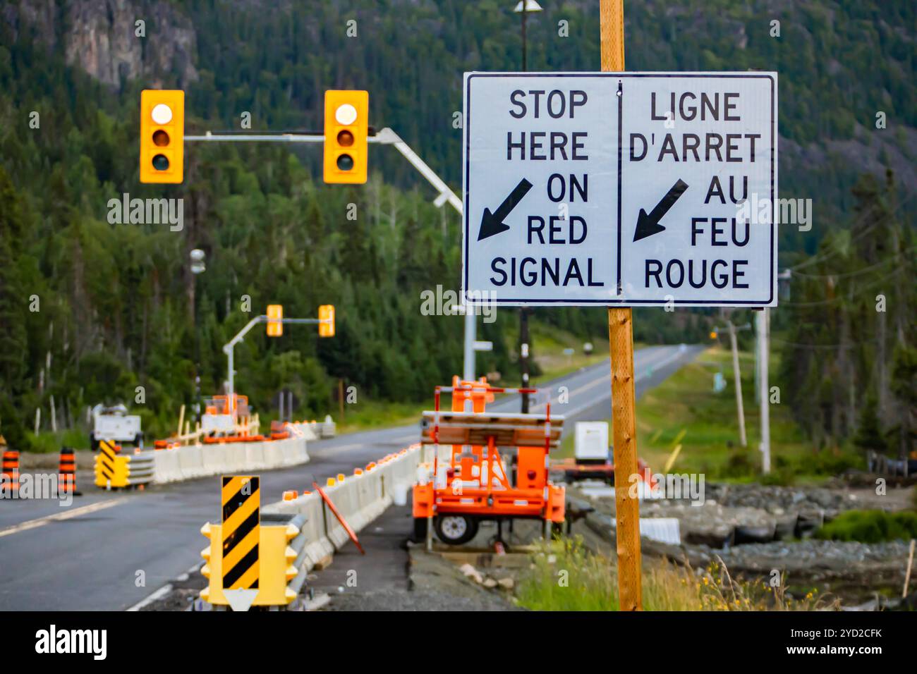 Stop here on red signal road sign Stock Photo - Alamy