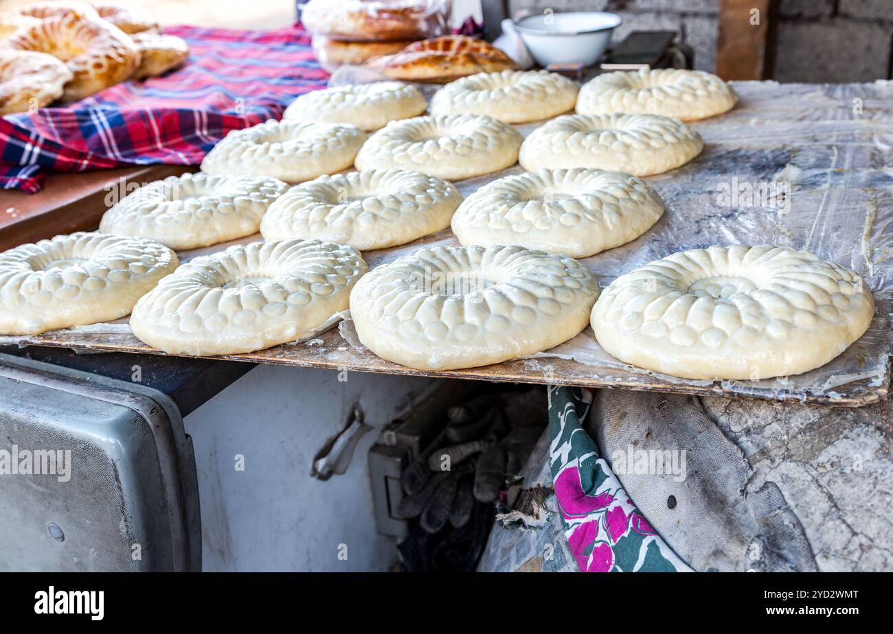 Uzbek ethnicity hi-res stock photography and images - Alamy