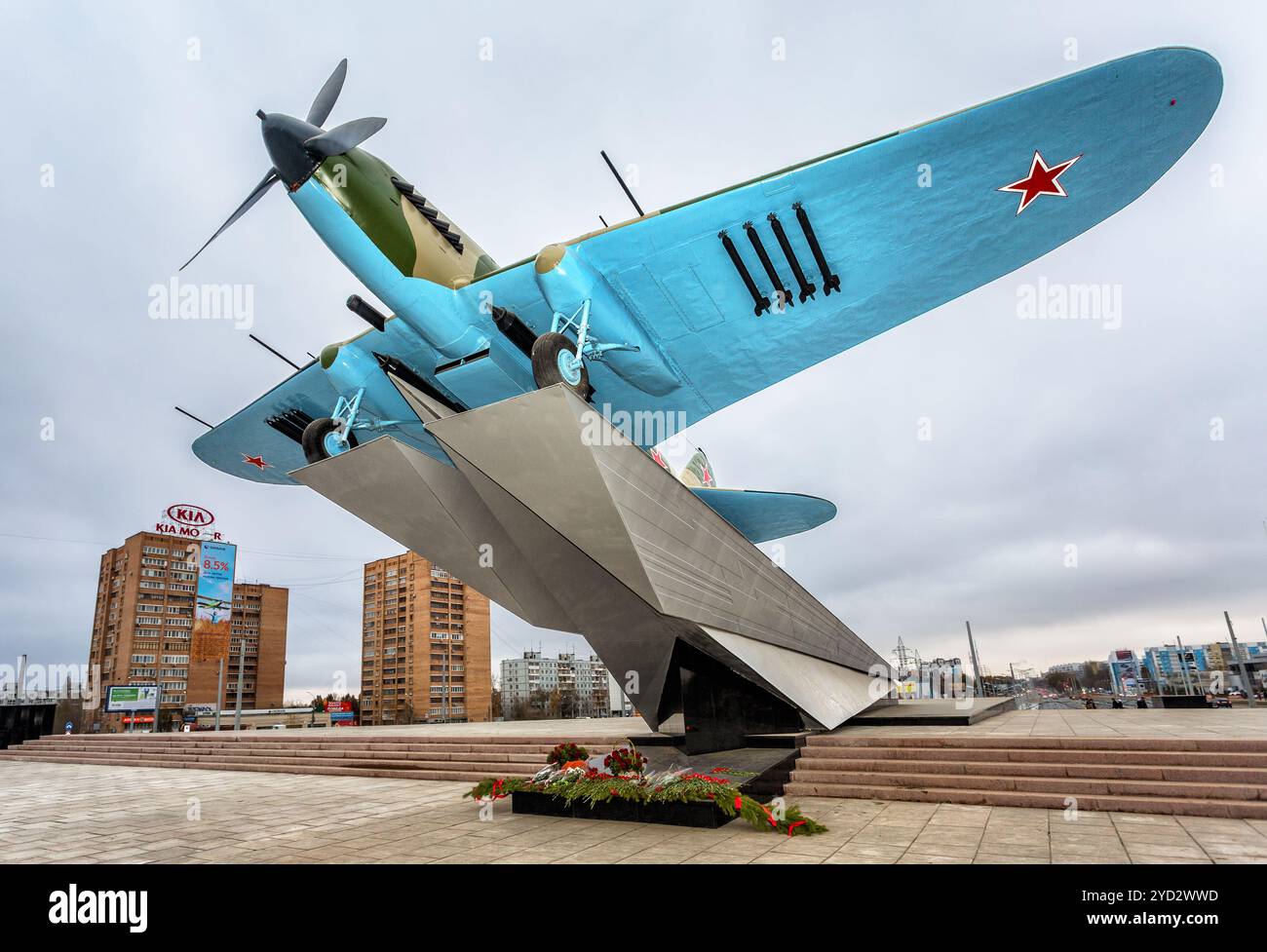 Airplane monument soviet plane hi-res stock photography and images - Alamy