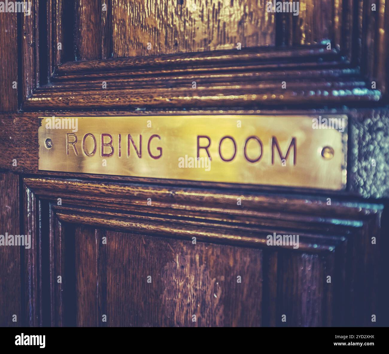 Retro Sign For The Robing Room At A University, Parliament Or Court In ...