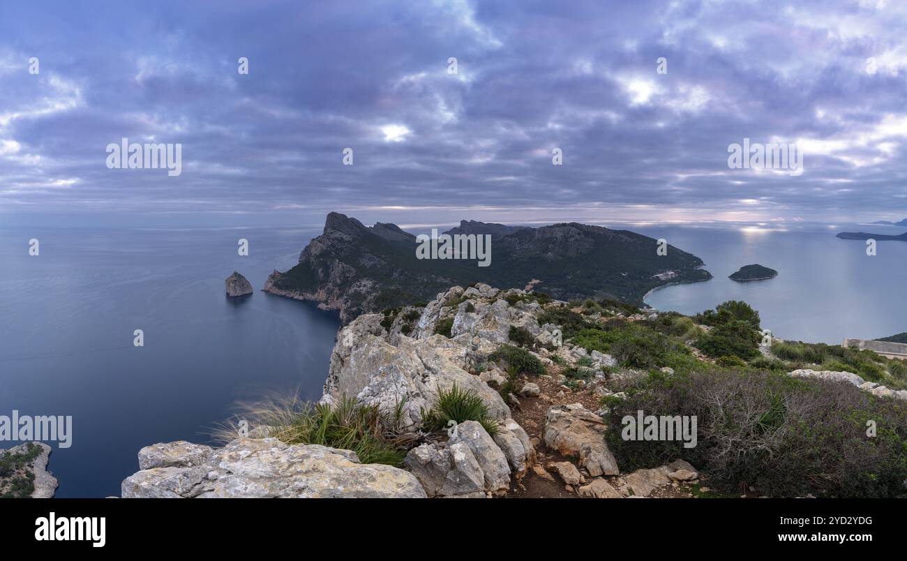 Shot sunrise cap formentor hi-res stock photography and images - Alamy