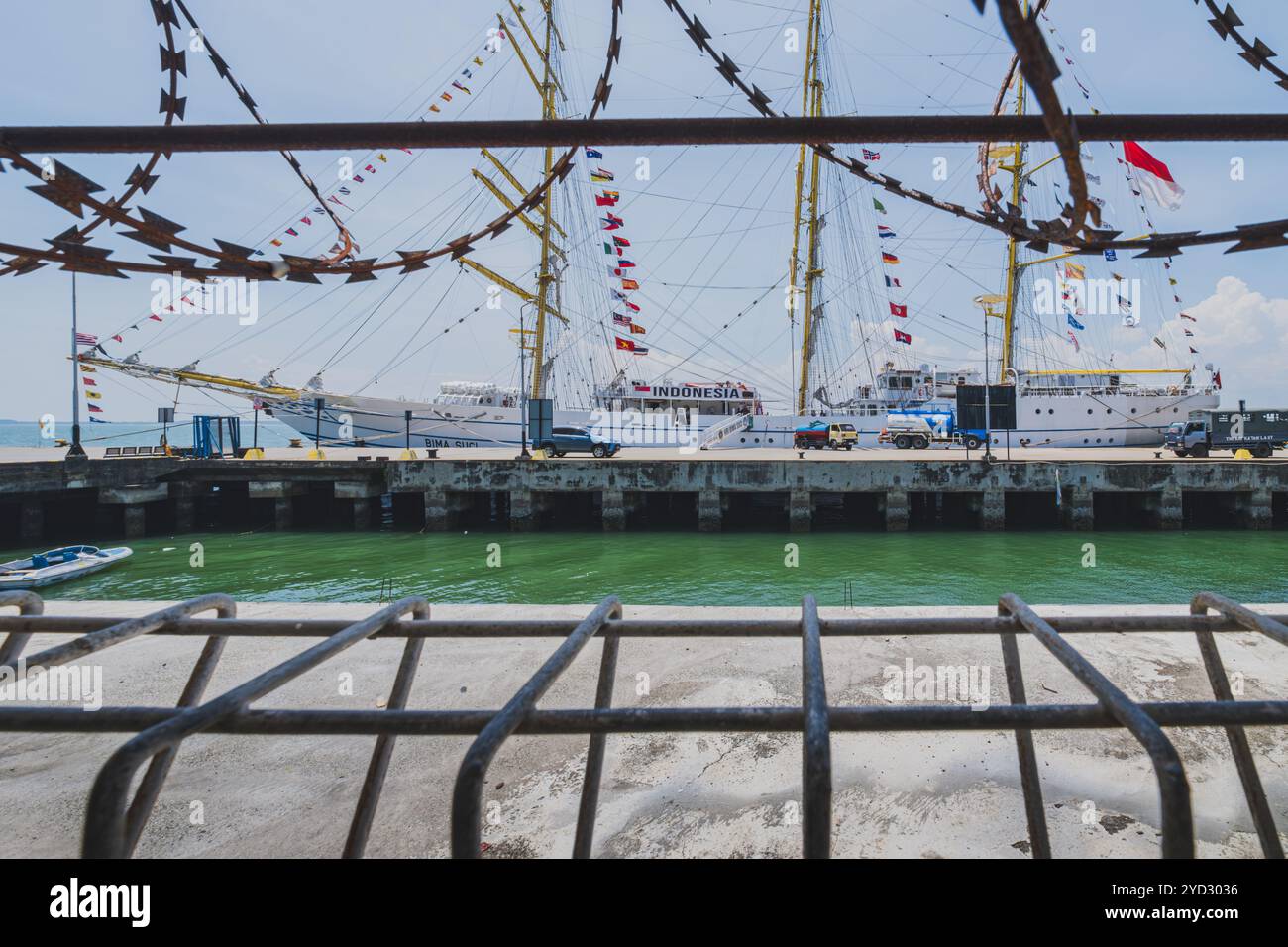 Navy background adorned hi-res stock photography and images - Alamy