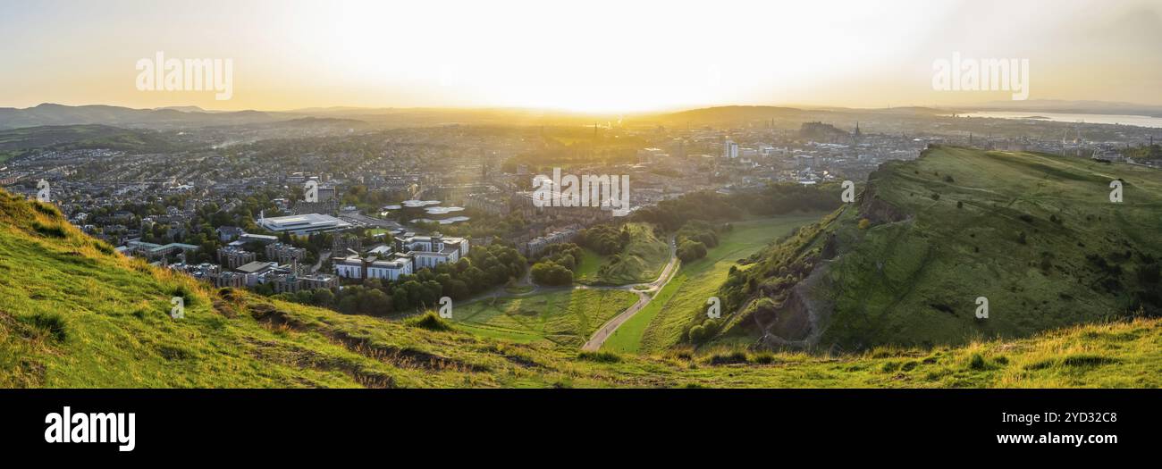 Panorama Of The Edinburgh, Scotland Skyline During A Beautiful Summer ...