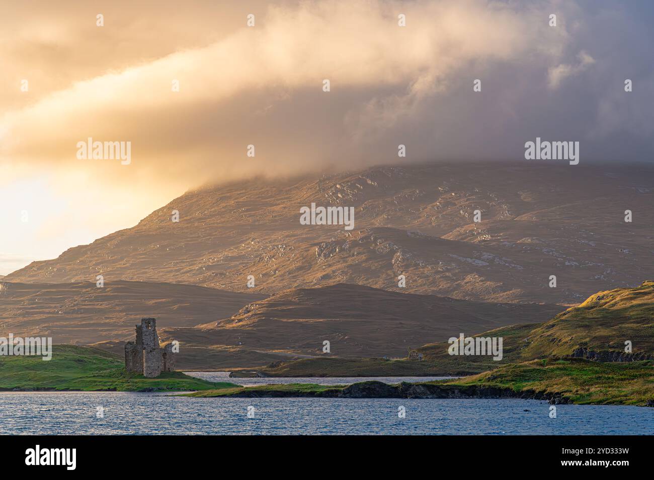 Ardvreck Castle, A beautiful location with a sad bloody history, Loch ...