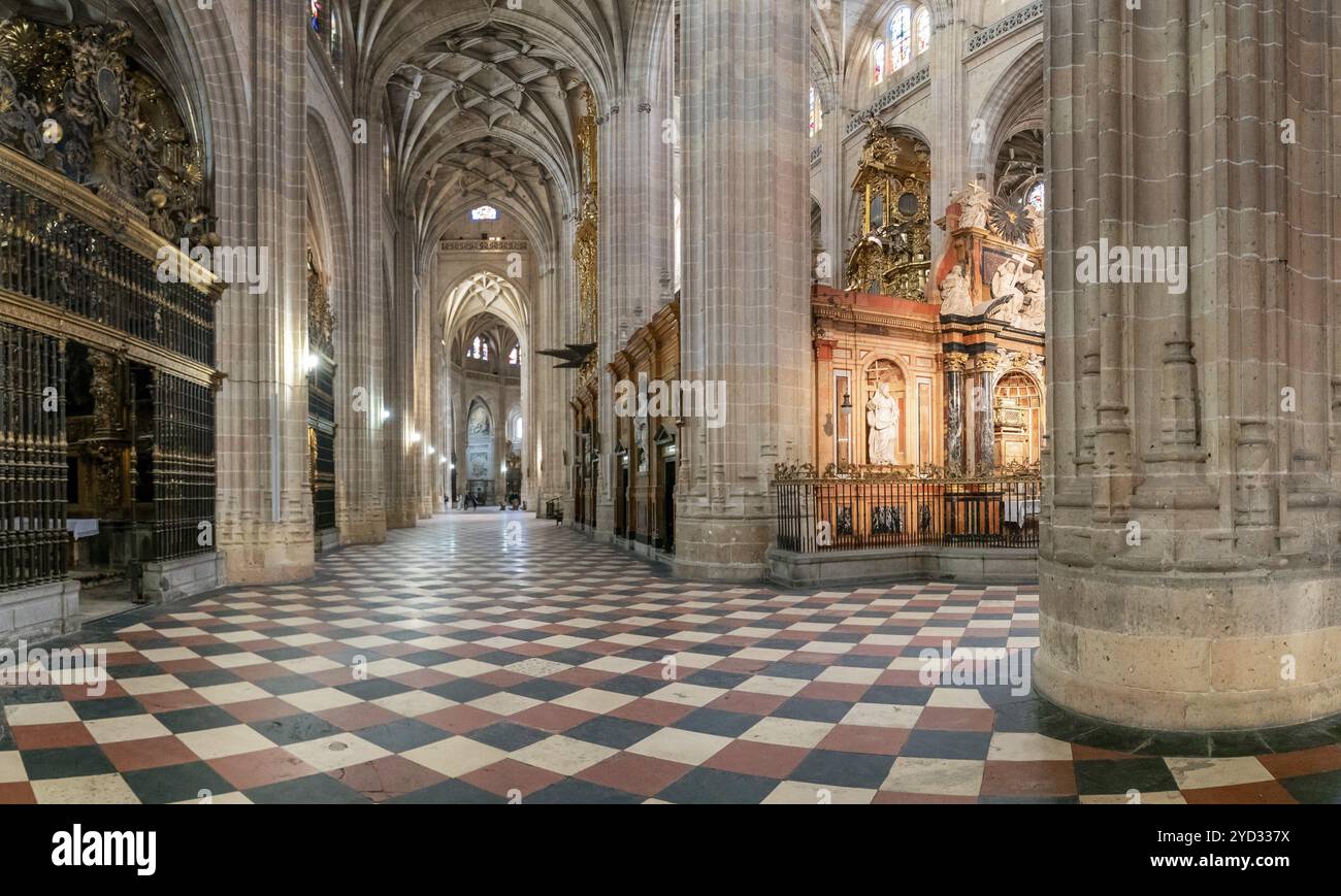 Segovia cathedral side view hi-res stock photography and images - Alamy