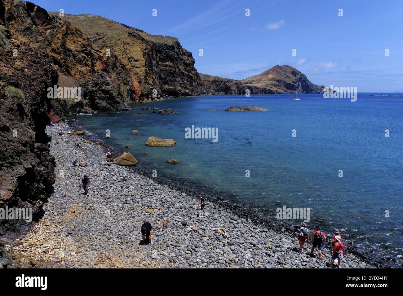 Ponta de Sao Lourenco, Atlantic Ocean, pebble beach, hiker, east coast ...