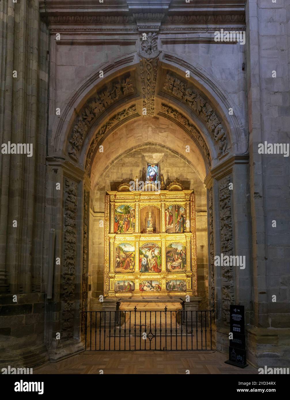Chapel of the spanish flemish altar piece hi-res stock photography and ...