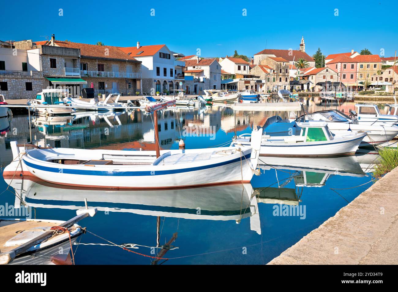 Famous old ocean view hi-res stock photography and images - Alamy