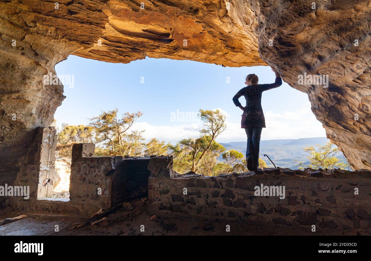 Looking out blue fire hi-res stock photography and images - Alamy