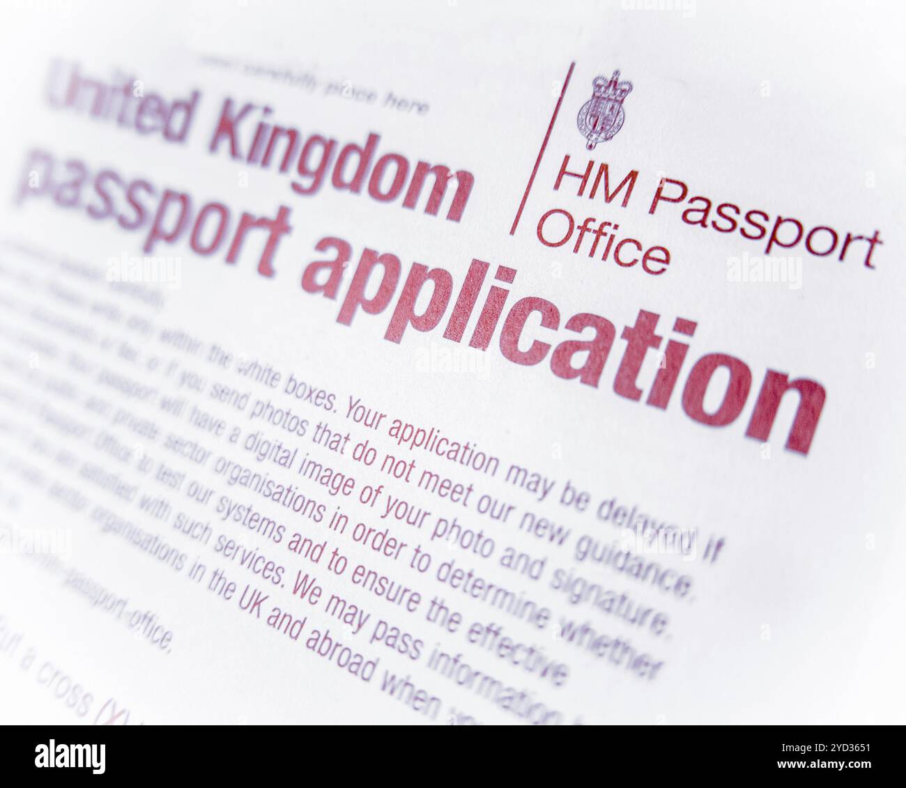 British passport application form hi-res stock photography and images ...