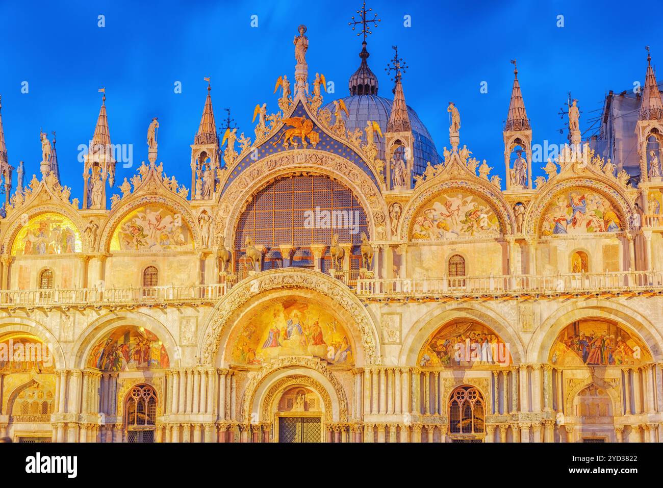 Square of the Holy Mark (Piazza San Marco) and St. Mark's Cathedral ...