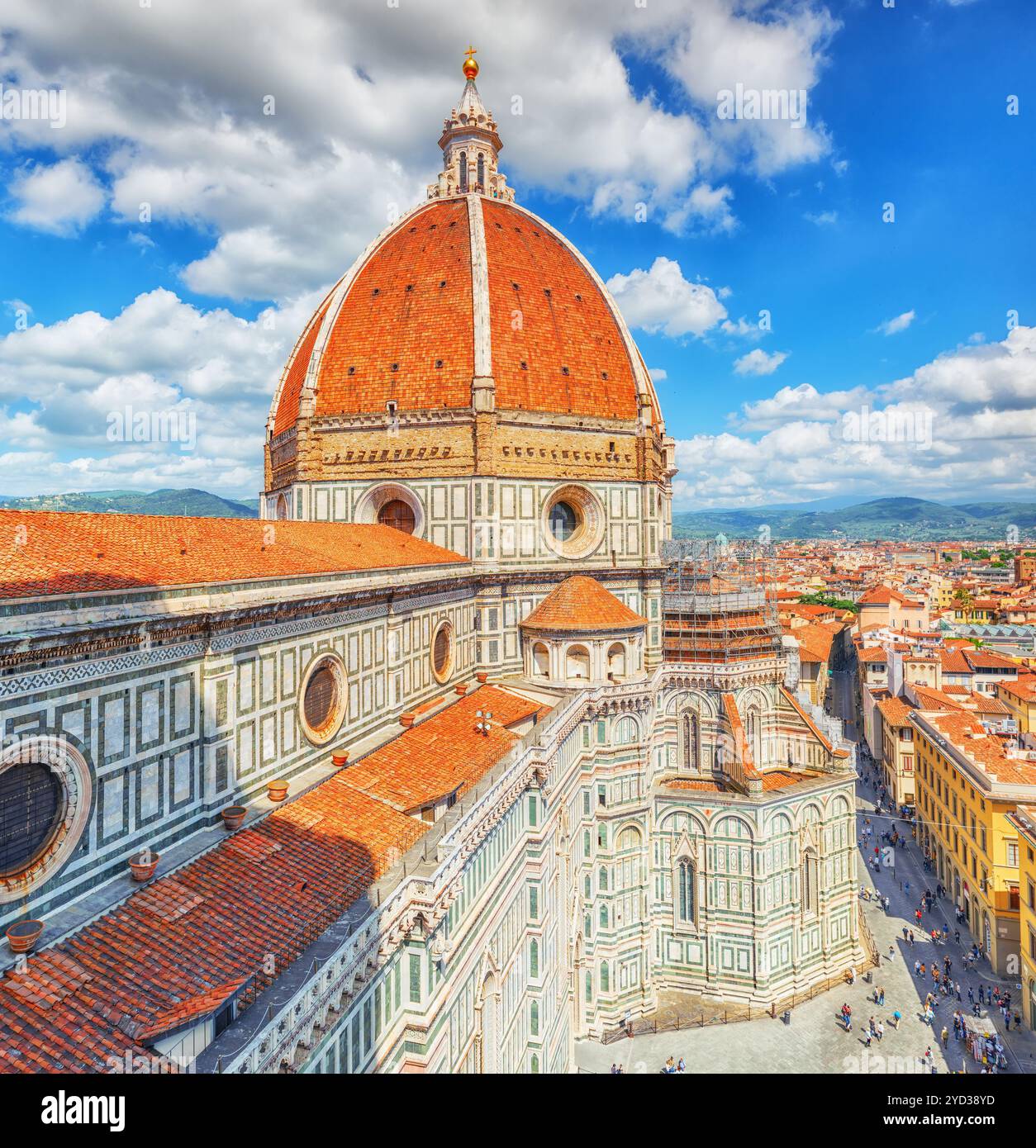 Above view Santa Maria del Fiore (Cattedrale di Santa Maria del Fiore ...