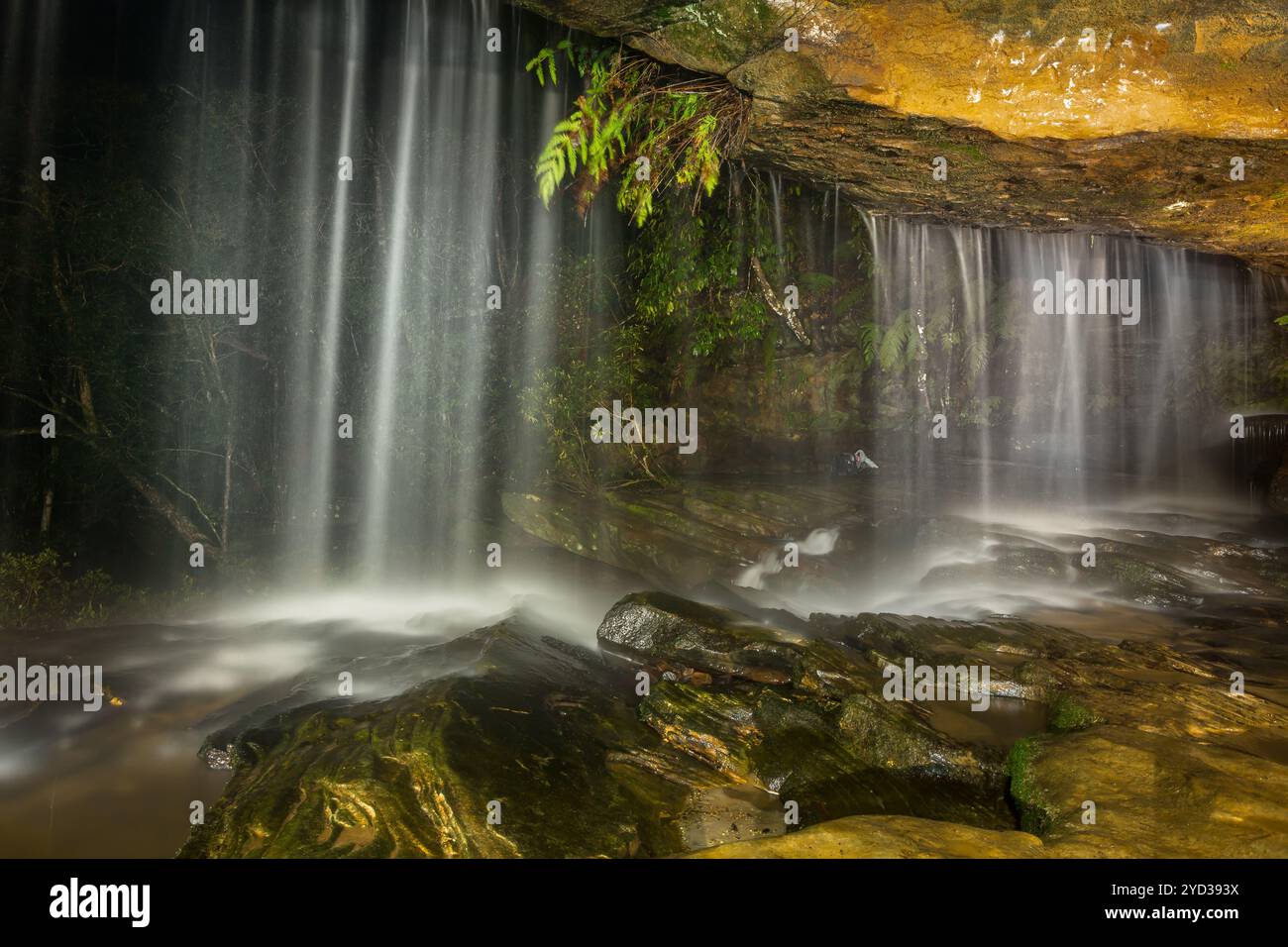 Australian cave hi-res stock photography and images - Alamy