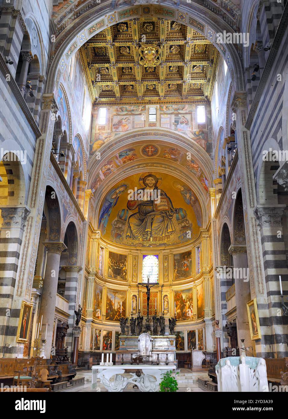 Indoor interior of cathedral Duomo on Miracoli Square of Miracles in ...