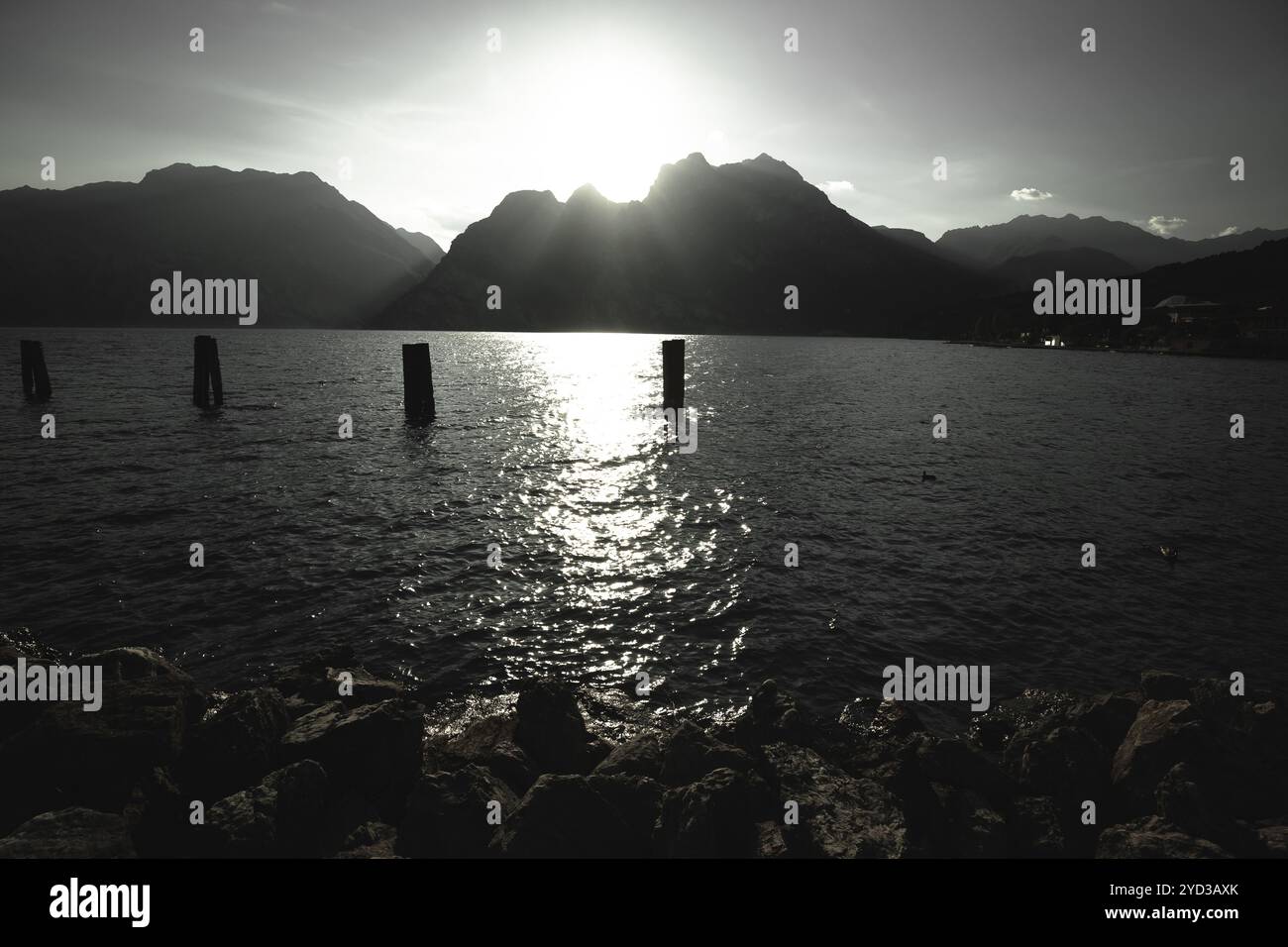 Lago di garda alps hi-res stock photography and images - Alamy