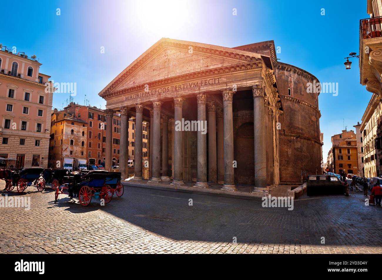 Patheon square ancient landmark in eternal city of Rome view Stock ...