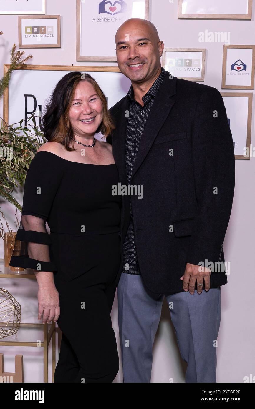 Los Angeles, USA. 24th Oct, 2024. Judy and Barry Carter attend the ...