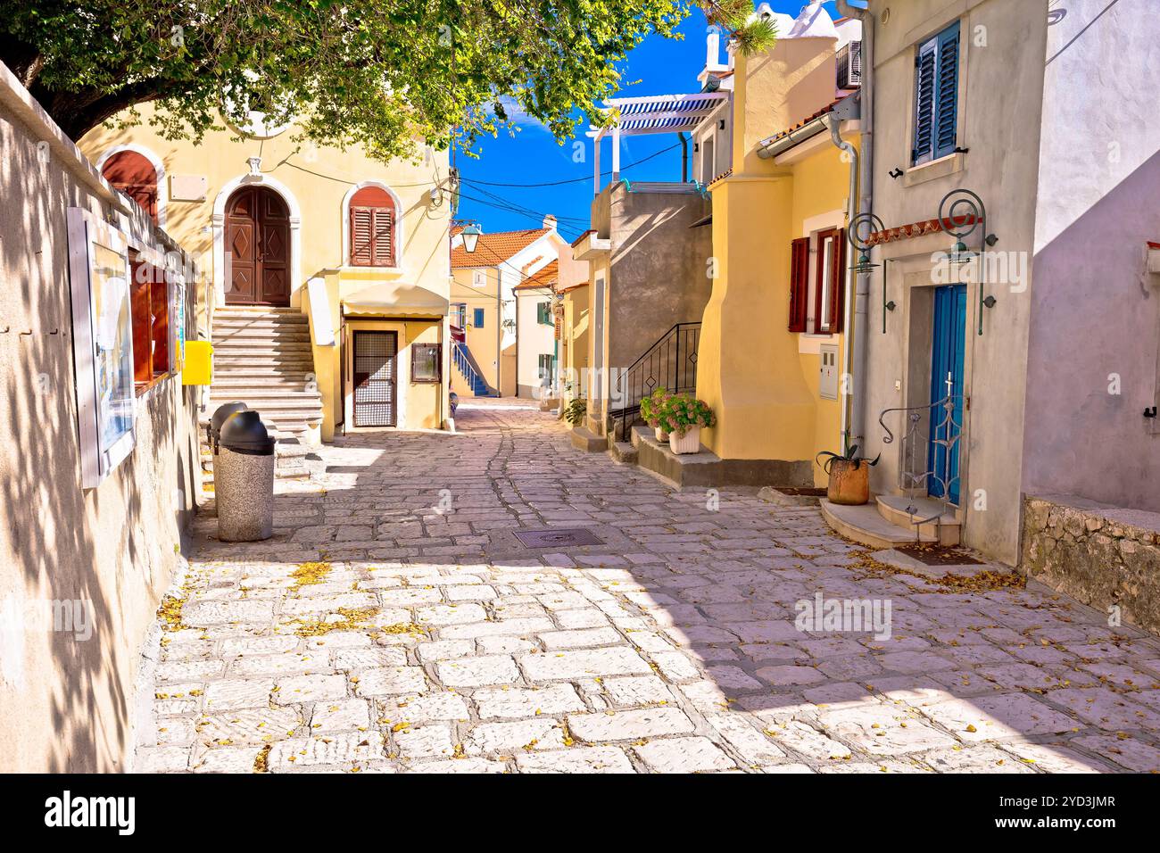 How to enjoy architecture hi-res stock photography and images - Alamy