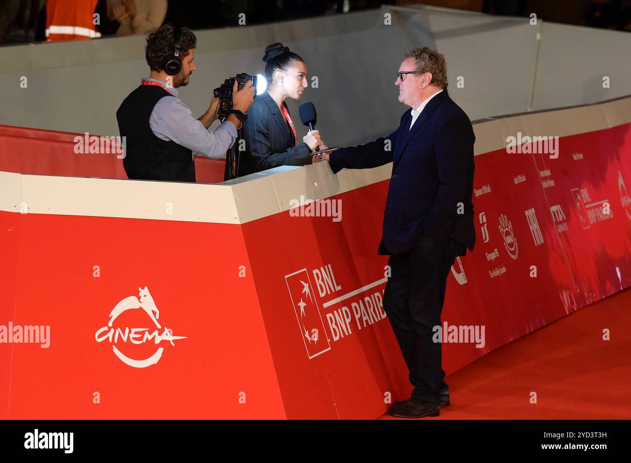 Colm Meaney bei der Premiere des Kinofilms Bring Them Down auf dem 19 ...
