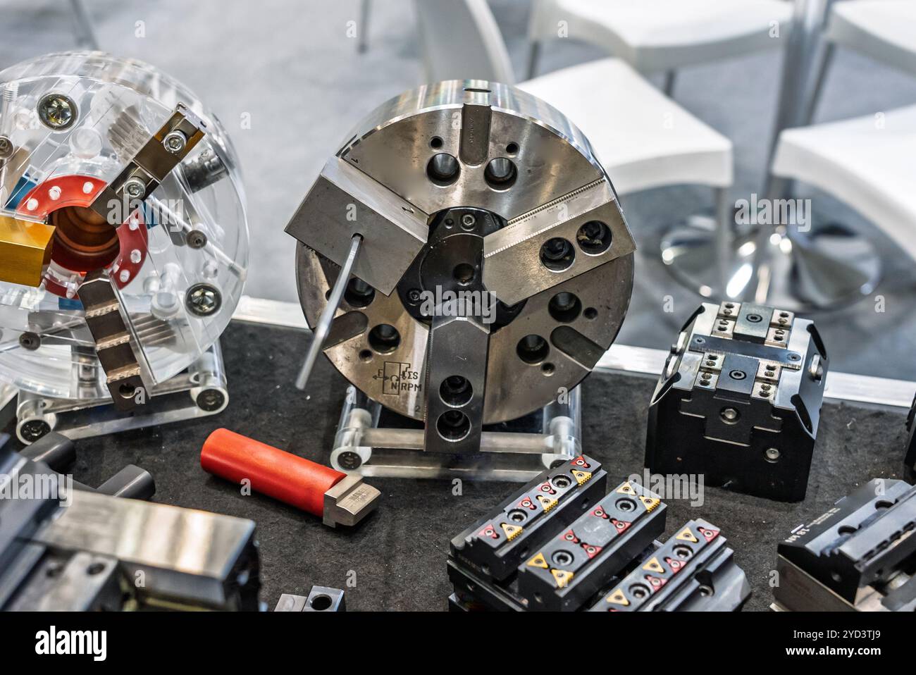 Large lathe chuck. Lathe with large chuck. Part clamping systems in CNC ...