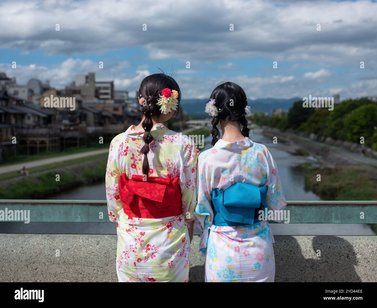 Geisha in traditional dress hi-res stock photography and images - Alamy