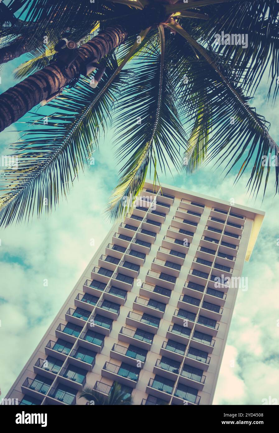 Beach resort hotel australia hi-res stock photography and images - Alamy