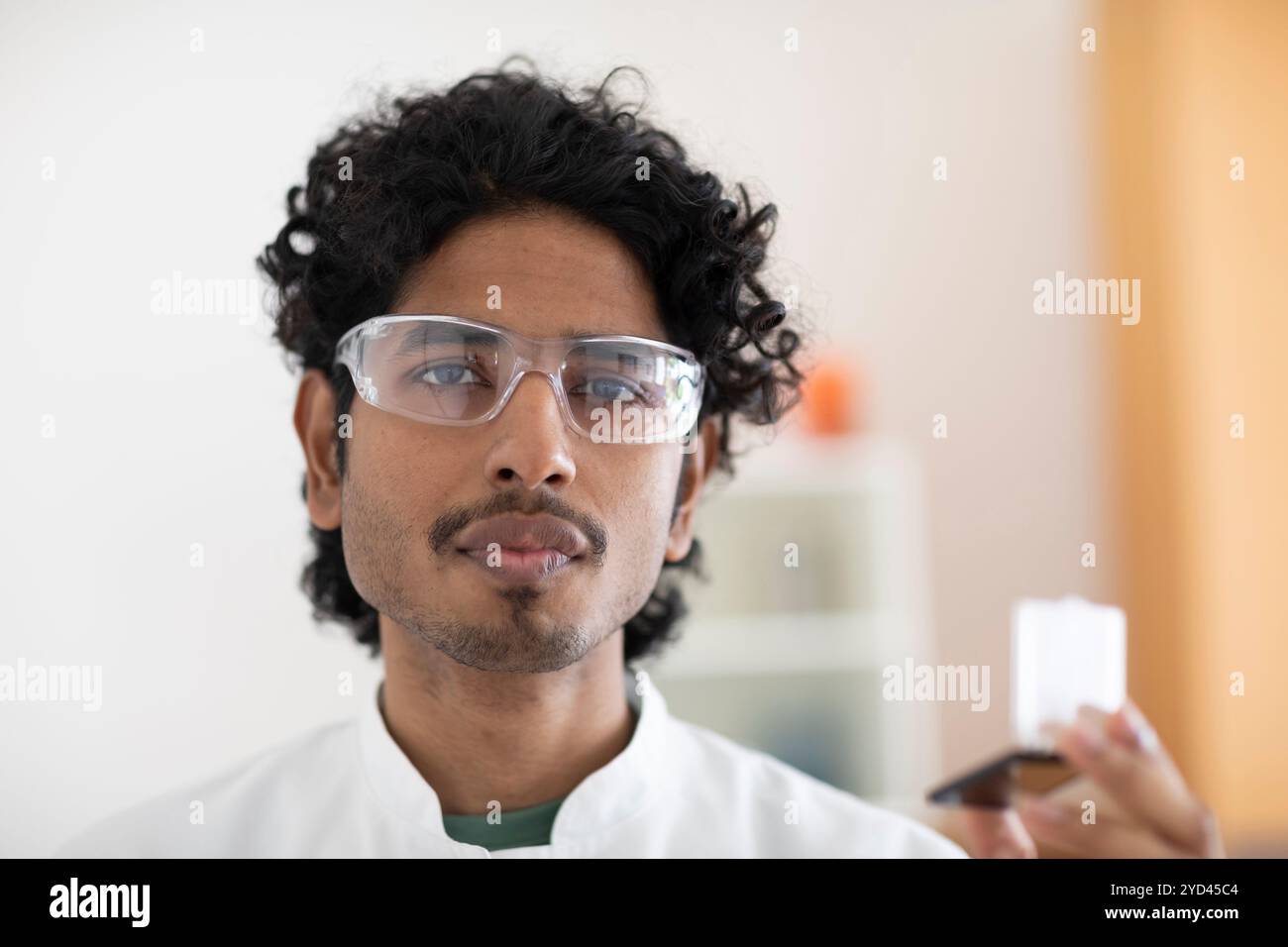 Indian male scientist hi-res stock photography and images - Alamy