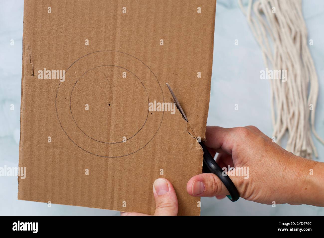 Step by step. How to create a decorative mirror with macram technique ...