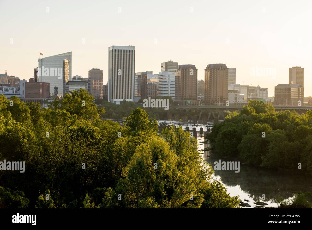 Richmond virginia skyline hi-res stock photography and images - Alamy