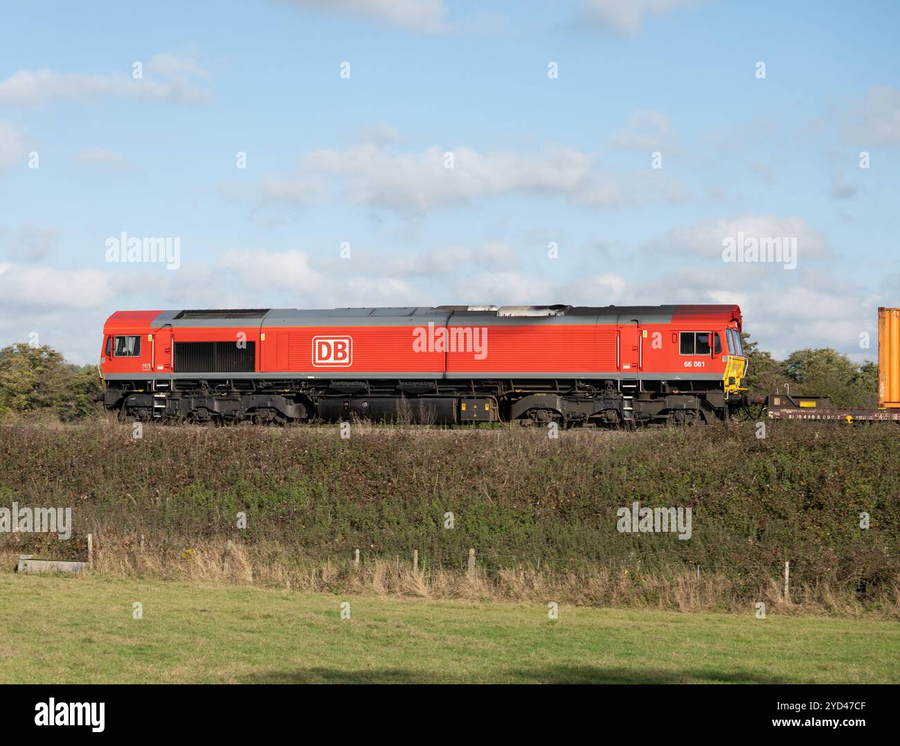 Class 66061 hi-res stock photography and images - Alamy