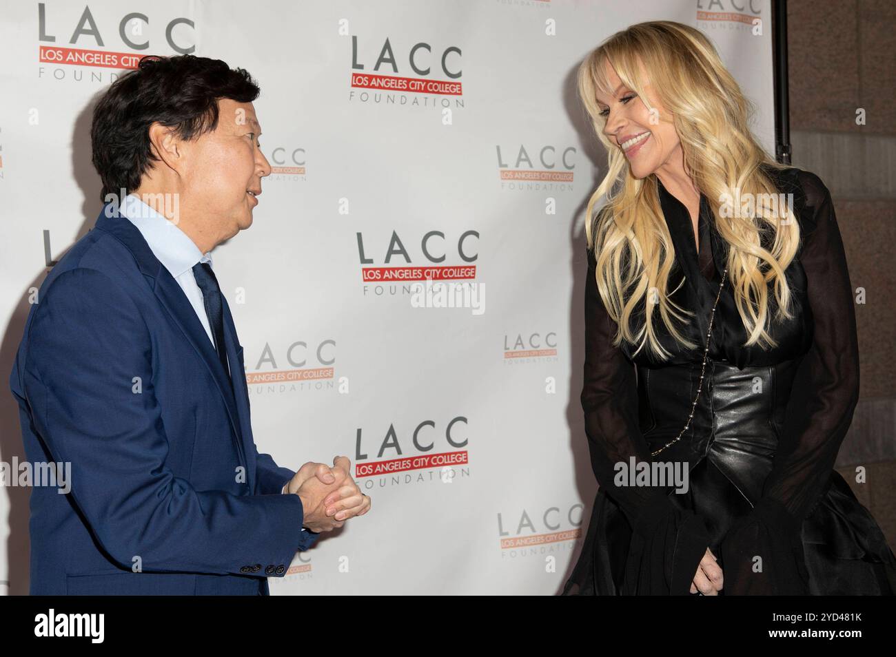 Ken Jeong und Joan Dangerfield bei der Los Angeles City College ...