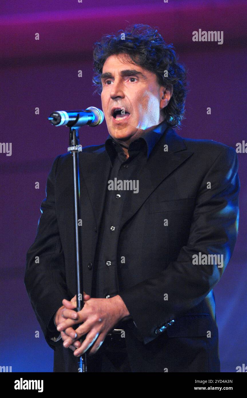 Milan Italy 11/04/2008: Stefano D'Orazio, drummer of the Italian rock ...