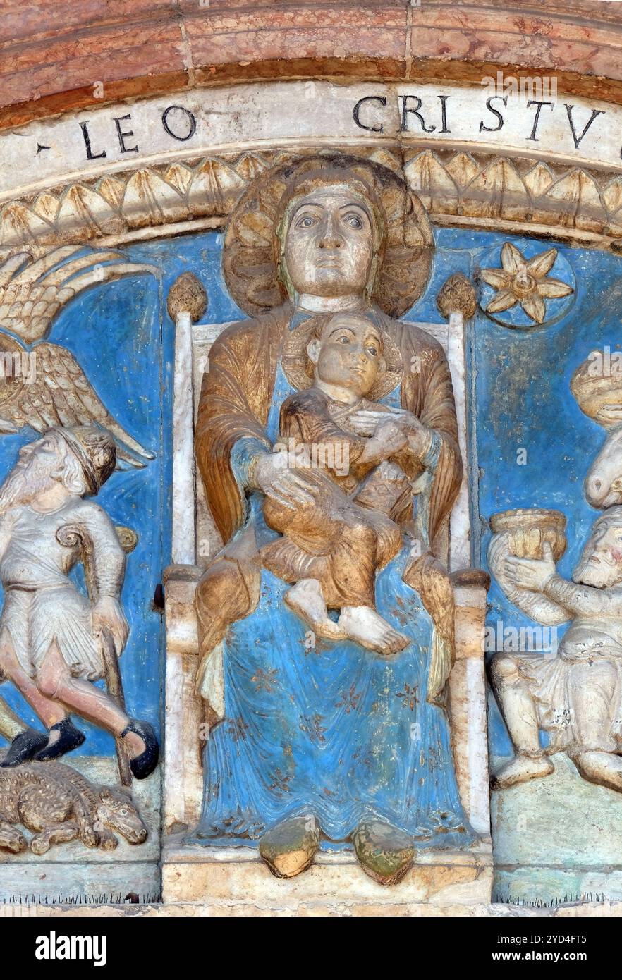 Virgin Mary with baby Jesus, Cathedral dedicated to the Blessed Virgin ...