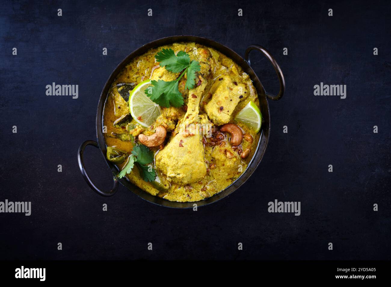 Traditional spicy Indian chicken Madras curry with drumsticks Stock ...