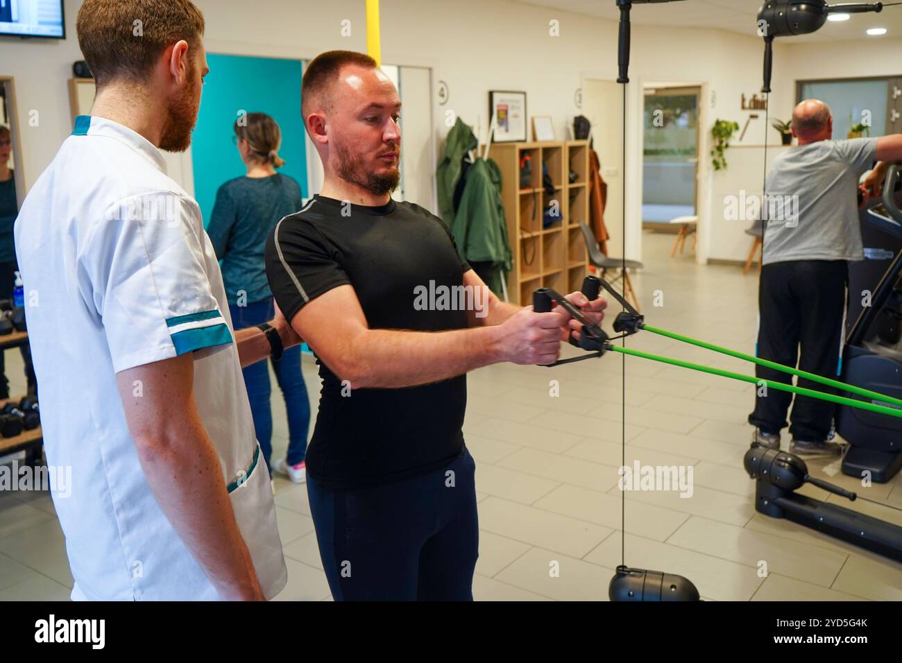 Physiotherapy center specializing in shoulder pathology before or after ...