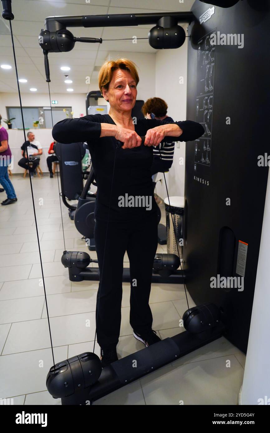 Physiotherapy center specializing in shoulder pathology before or after ...